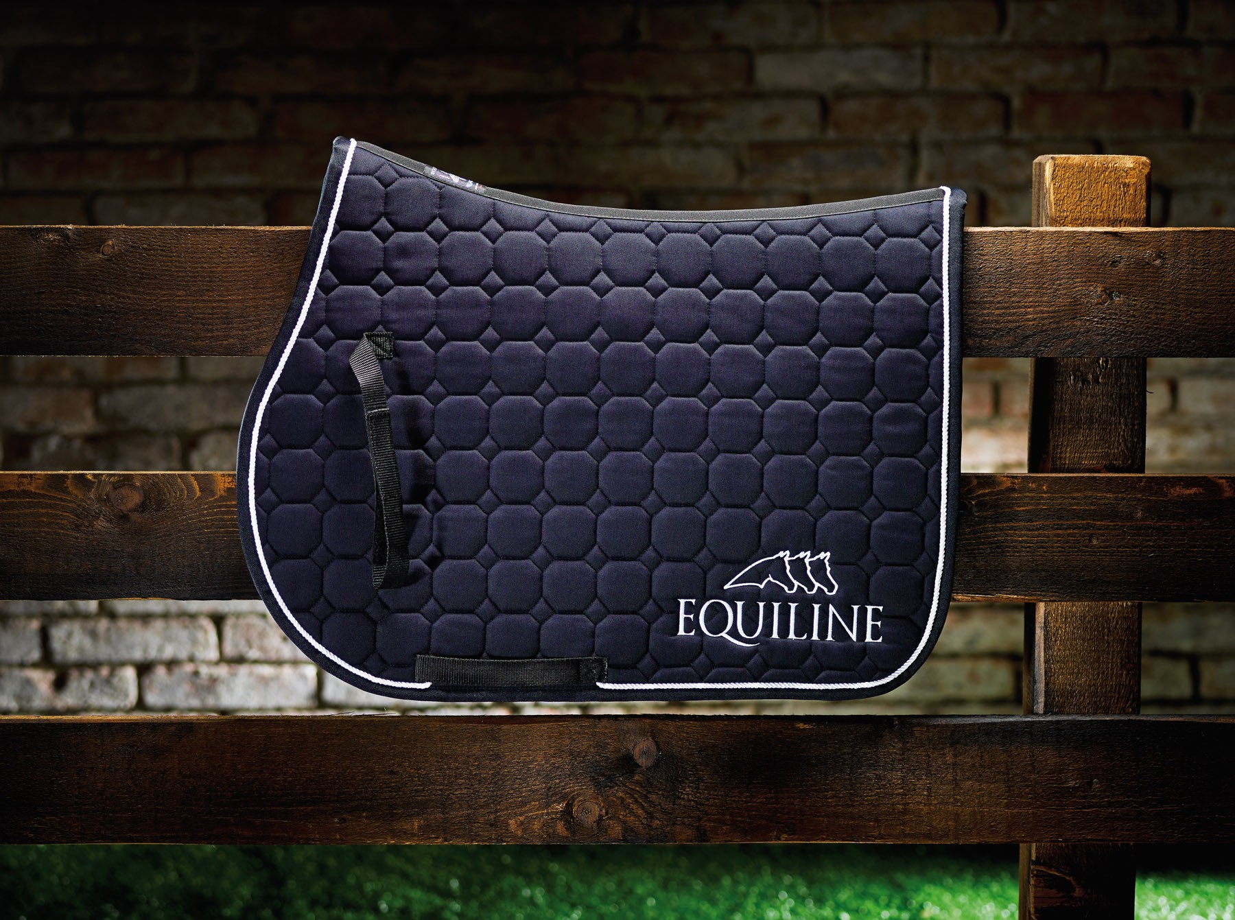 Ridershouse Equiline Saddle Pad Outline